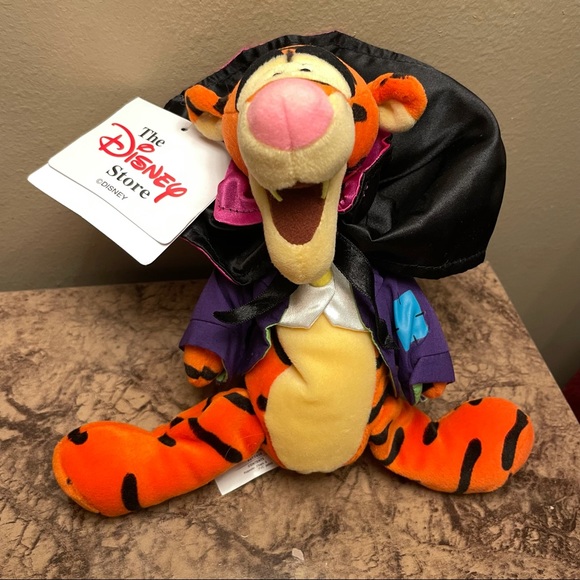 Disney | Toys | Tigger As Count Dracula Disney Vampire Costume Bean Bag ...